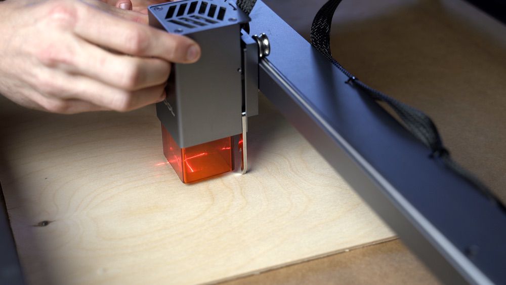 Makeblock xTool D1 Laser Engraver Review